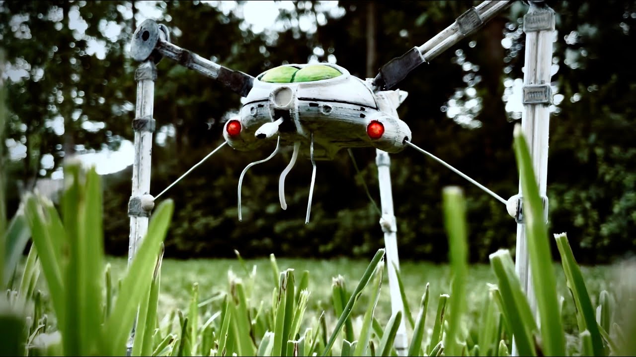 WOTW Fighting Machine MODEL! - YouTube