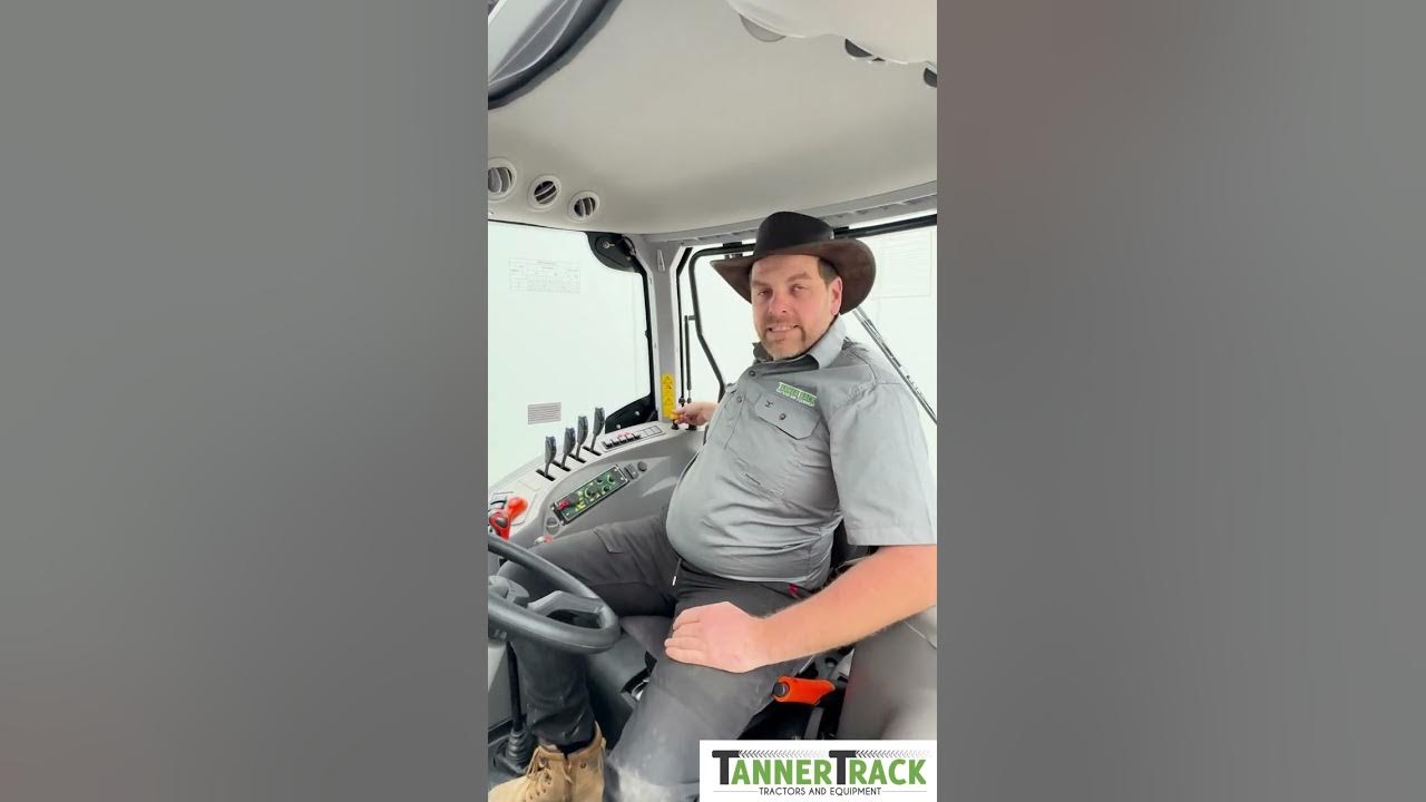 LOVOL 2604 260hp Tractor Video - YouTube