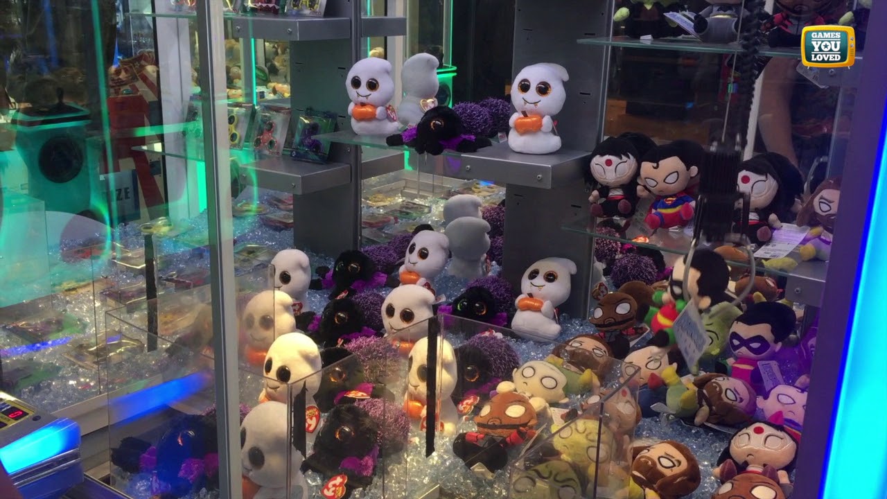 A quick tour around Universal Studios Arcade in Florida - YouTube