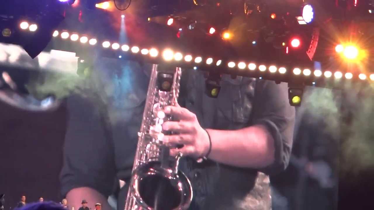 Bruce Springsteen - Hungry Heart (Millennium Stadium, Cardiff 23rd July ...