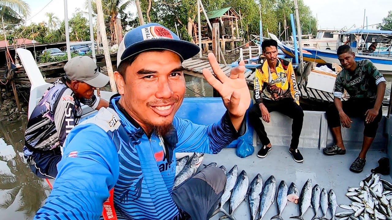 Mancing Tuas Muzer Payar Rezeki Tenggiri Makan Sotong , Coaster ...