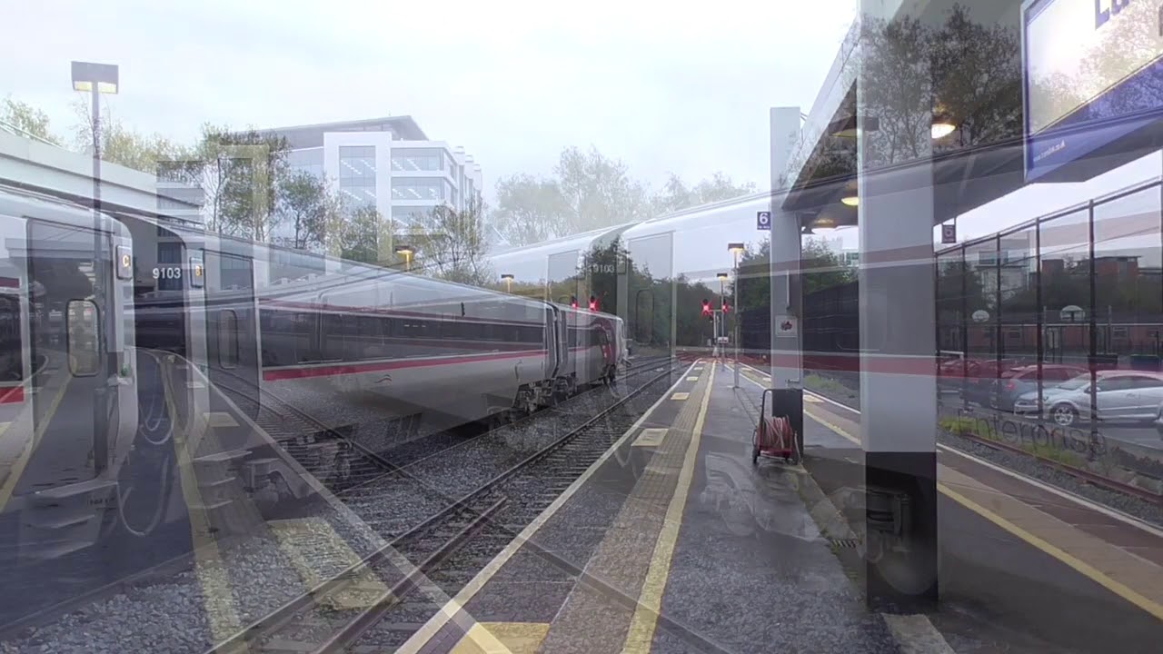 NI Railways 201 Class Loco 8208 - Enterprise Train 9002 - Belfast ...