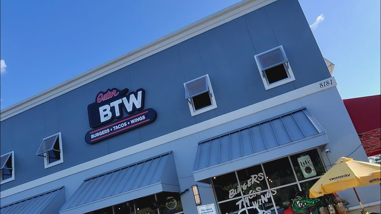 Ep.40 Stef Eating @Hurricane/ Gator BTW (Gainesville Florida) - YouTube