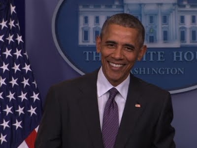 Obama Surprises College Students Visiting WH - YouTube