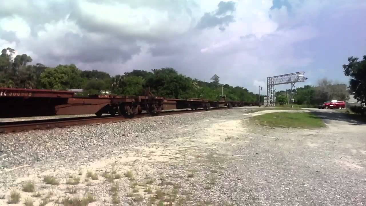 FEC Train 109 #810 - YouTube