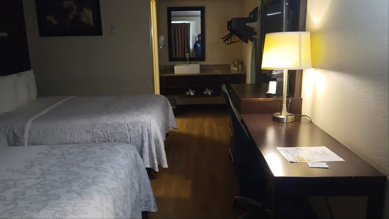 Booked a Room at Red Roof Inn BWI: First Impression: June 14 2022 One ...