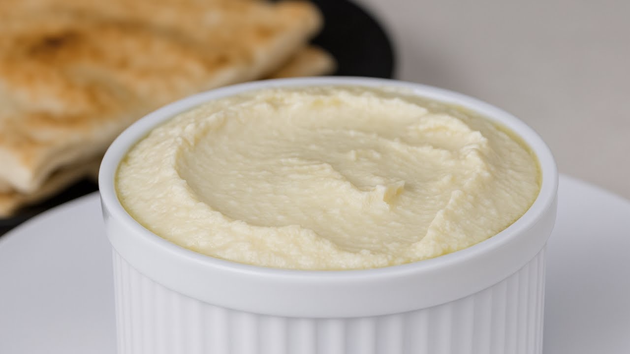 How to Make Garlic Dip with 4 Simple Ingredients | ثوم | The Egyptian ...