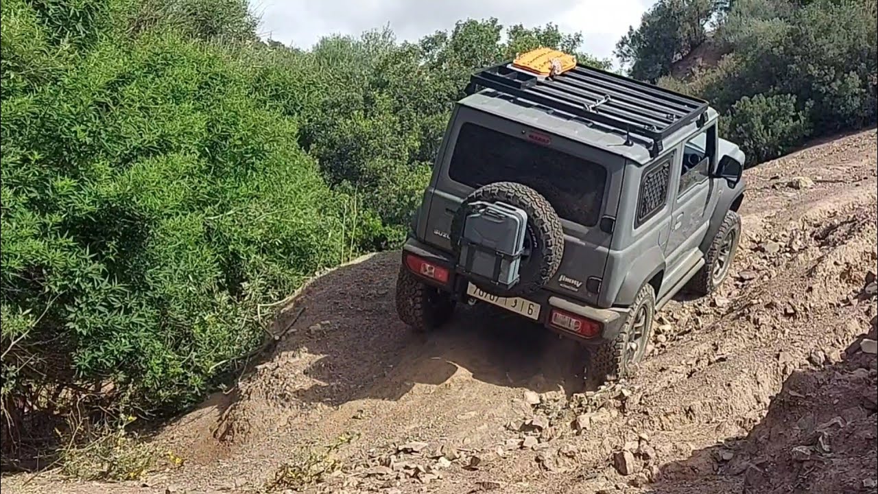 Off-roading in the F.V. on Jimny, LR4, & Rubicon - YouTube