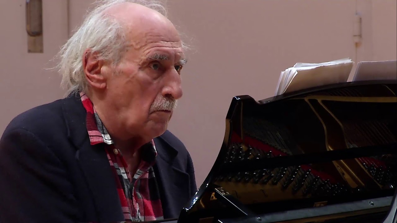 Rzewski Songs of Insurrection live Mexico City - YouTube