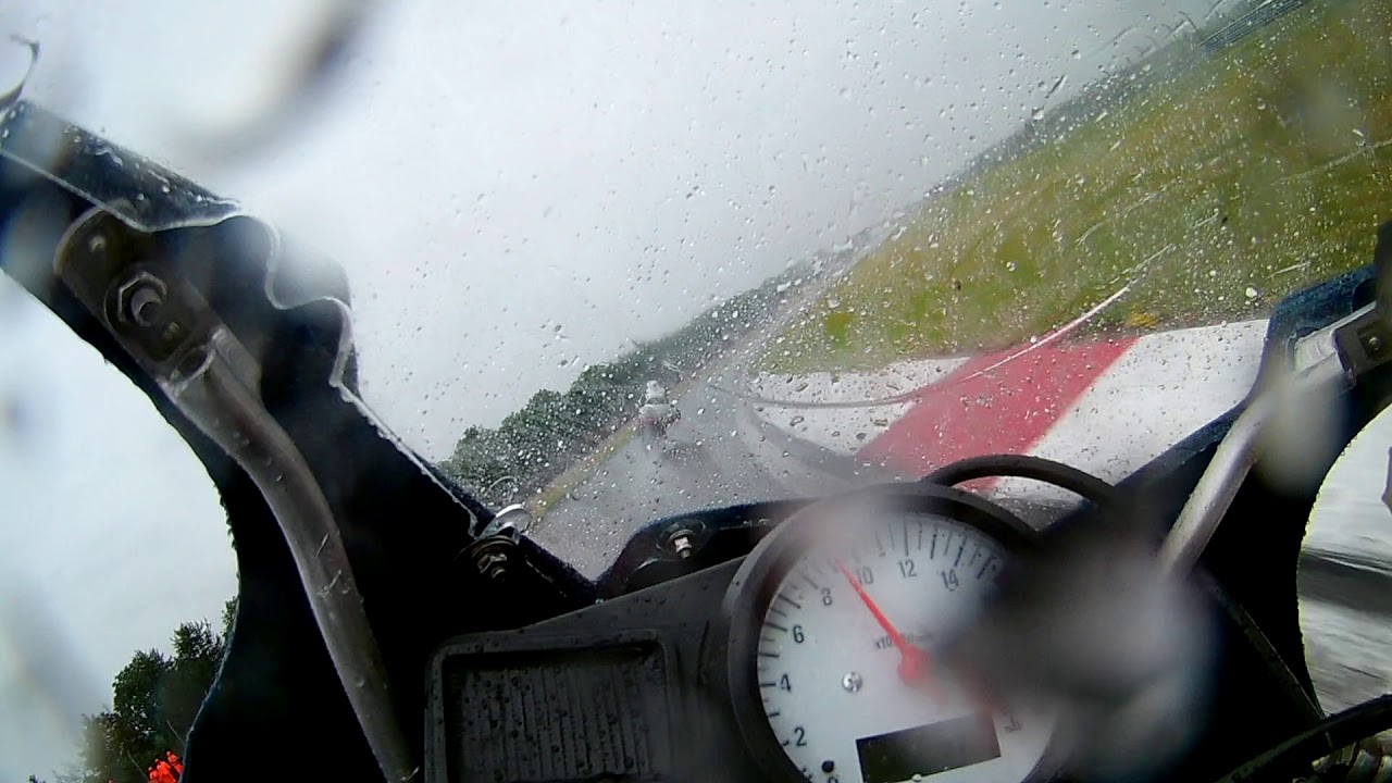 TSGB Freshman 600 Donington Race1 Highlights - YouTube