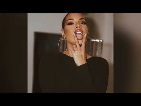 Amirah Dyme »Biografía Wiki, patrimonio neto, modelo alemana de talla grande, estrella de TikTok
