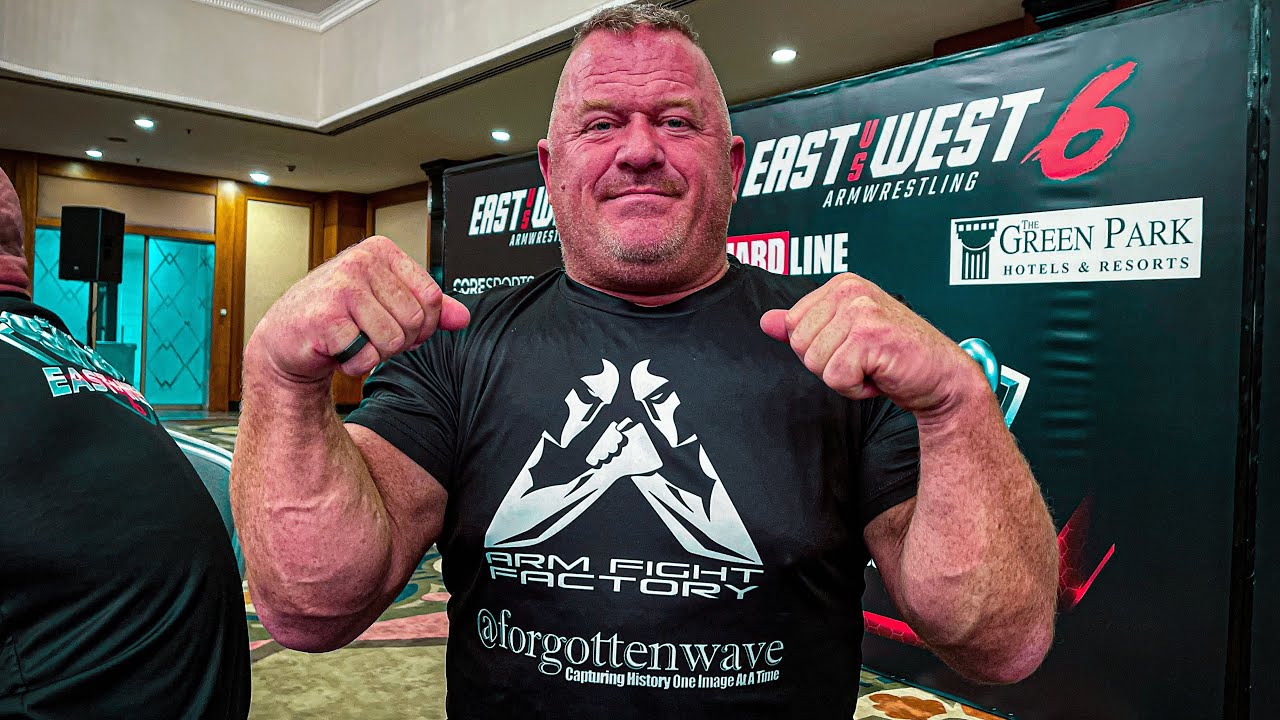 Jerry Cadorette is running through Georgi Tsvtkov - YouTube