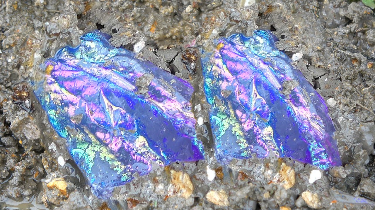 Rare red vein agate. Diamonds and crystals in the valley - YouTube