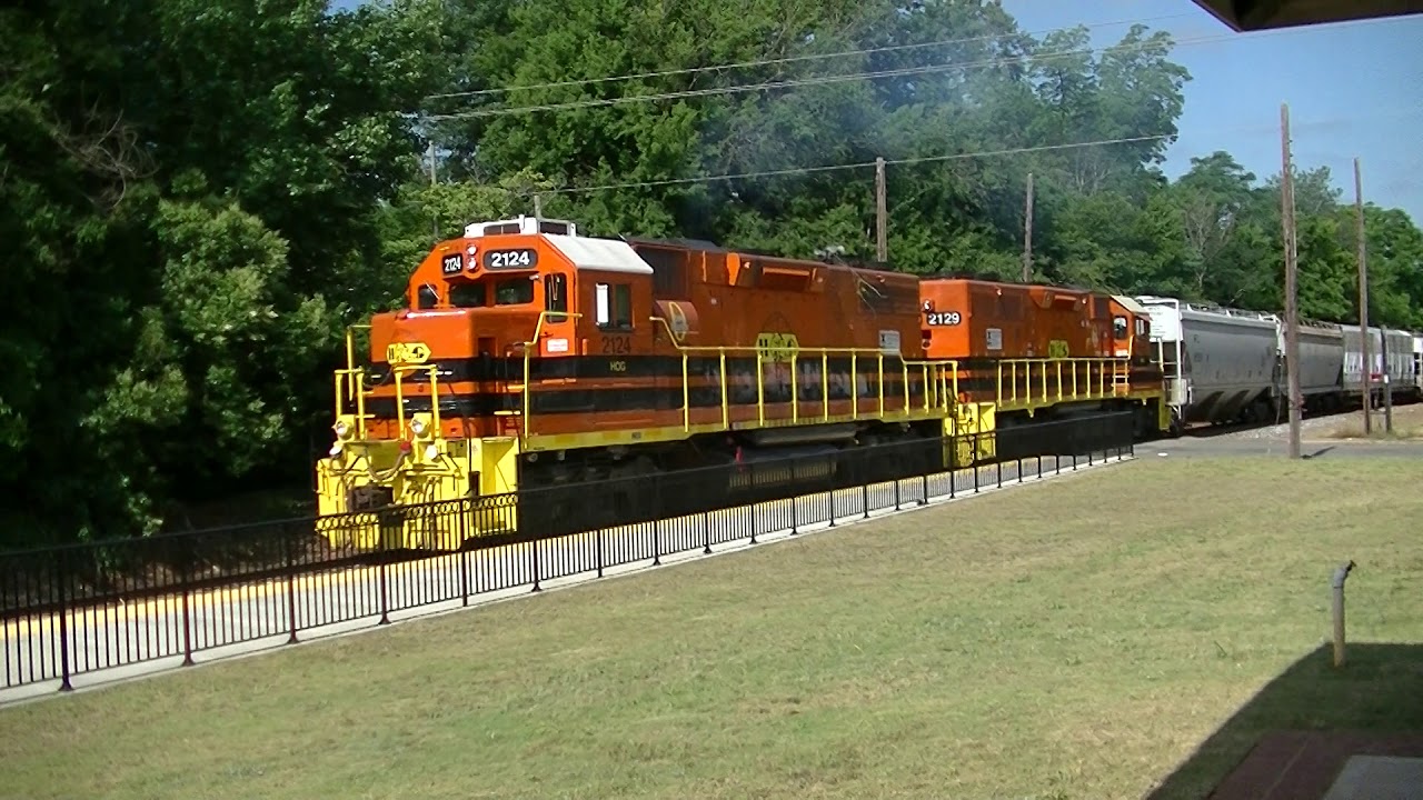 [HOG] Eastbound shortline train. - YouTube