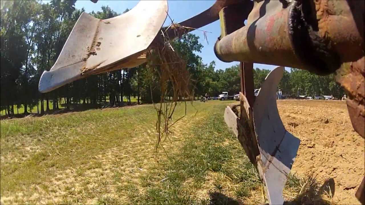 63 Farmall Two Way Plowing . Plow CAM - YouTube