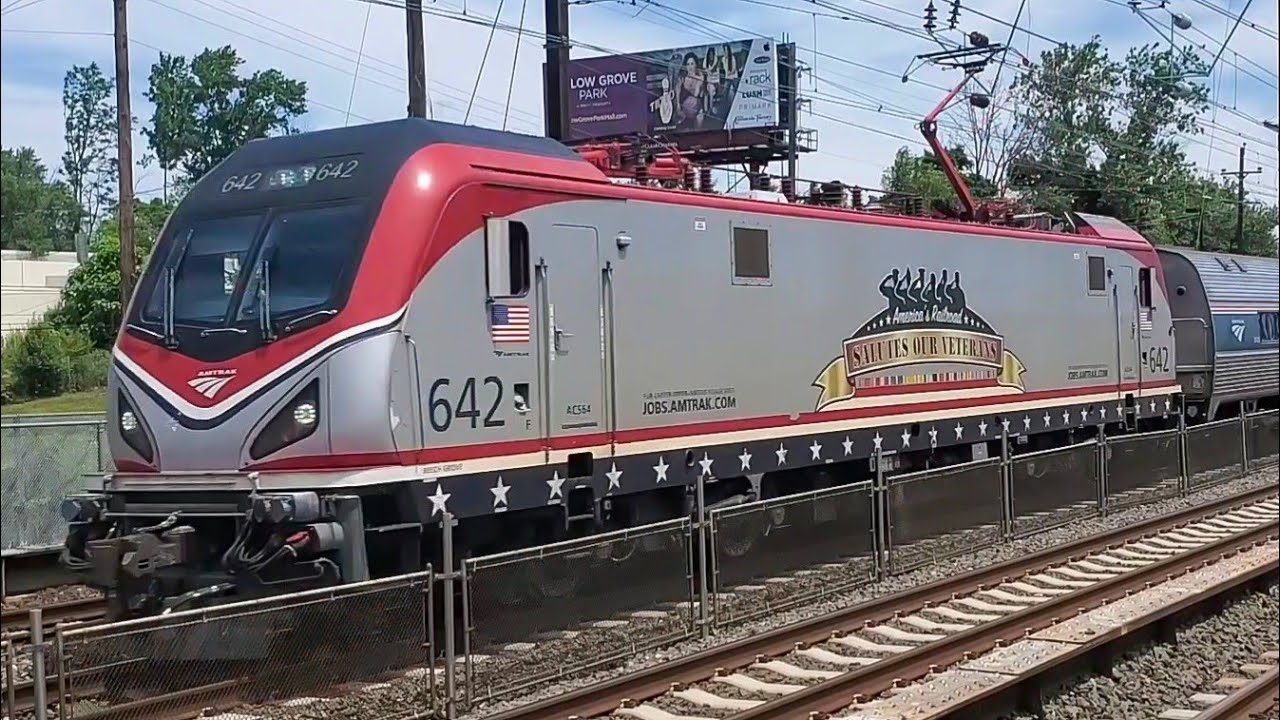 Amtrak 642 Leads Silver Star 91 through Cornwells Heights - YouTube