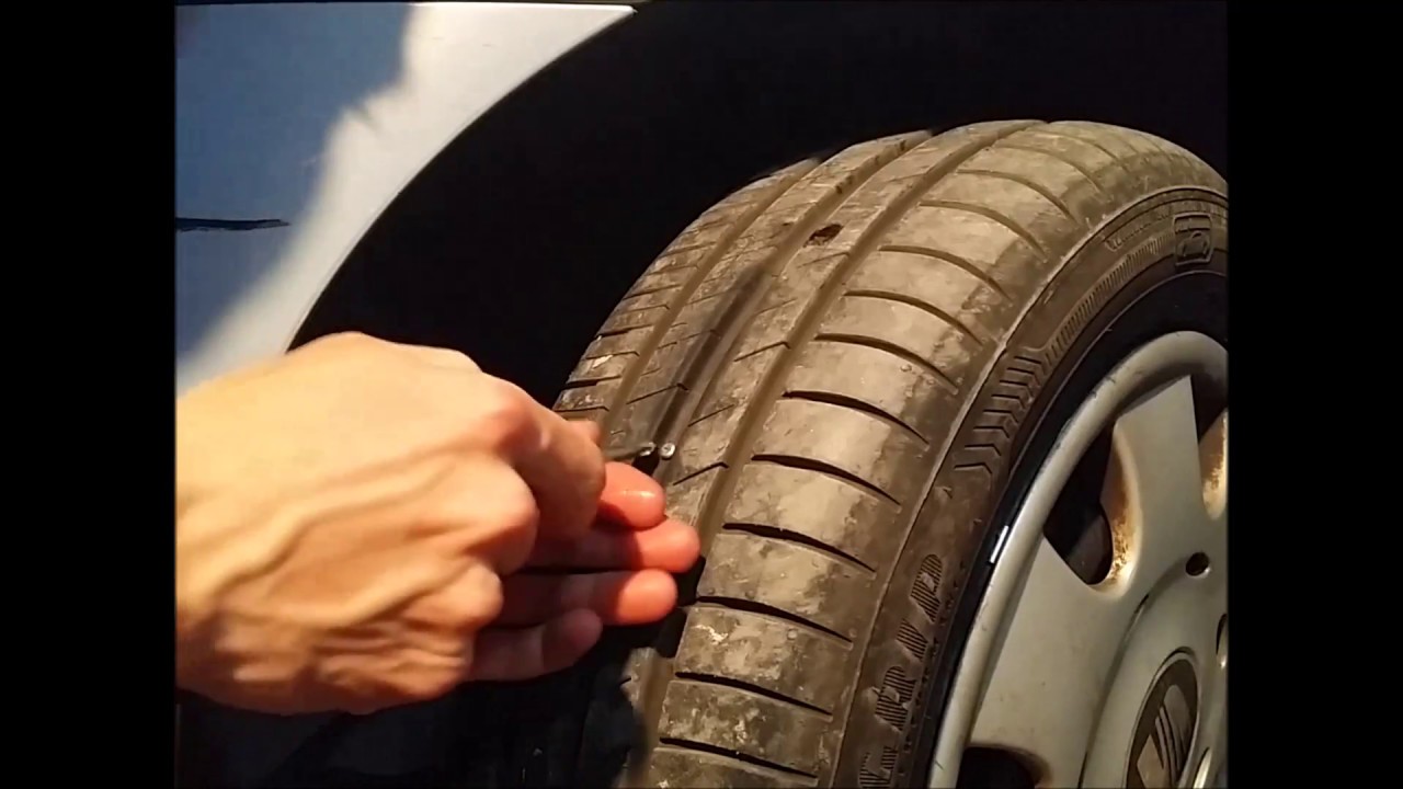 como arreglar pinchazo rueda sin desmontar - YouTube