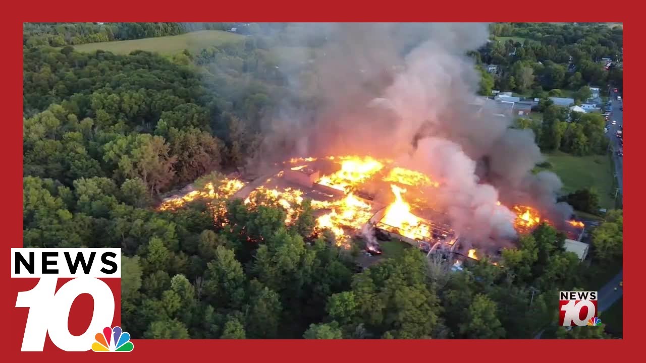 Crews battle massive fire at warehouse in Gorham Saturday - YouTube
