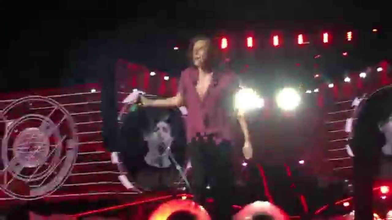 OTRA TOUR ONE DIRECTION PERTH AUSTRALIA 20/2 2015 | Random Clips. - YouTube