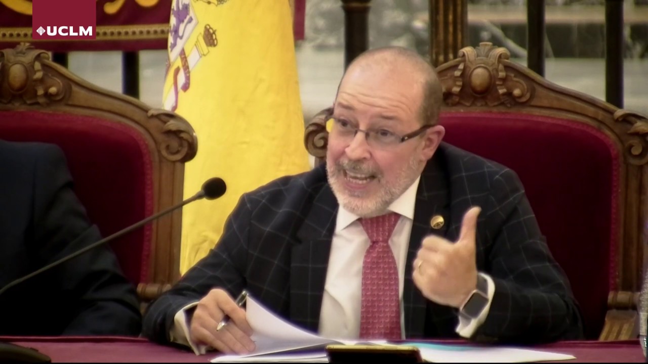 Juristas españoles en la UNAM: Manuel Pedroso - YouTube