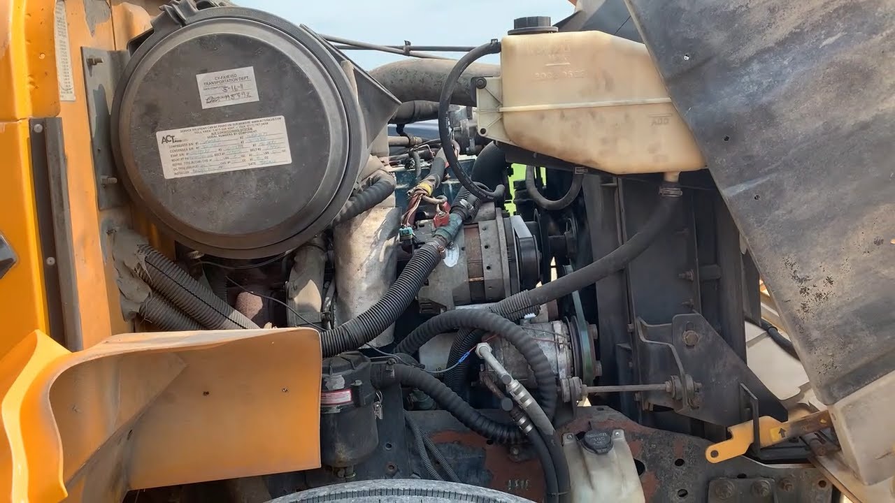 Cy-Fair ISD Lot 11 2000 International Thomas School Bus - YouTube