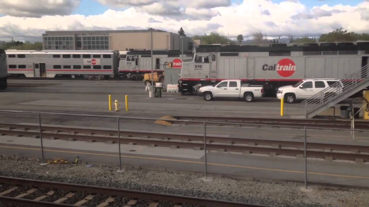A look at Cal Train's Yard (feat. Metrolink Cars) - YouTube
