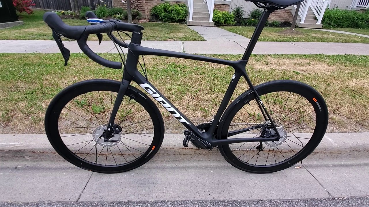 2021 Gaint TCR CCC team first look. - YouTube