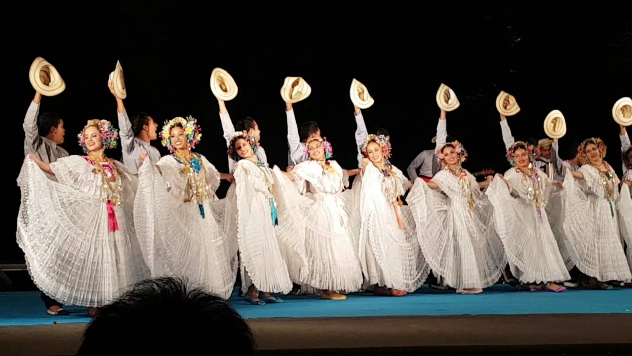 Denesa y Cerrada en el Fest' in Folk Corredoura- Ballet Folkorico ...