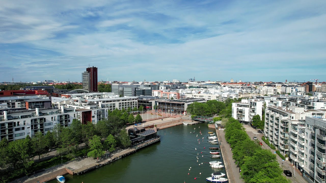 Helsinki Ruoholahti, Salmisaari and Jätkäsaari (zoom 1-2x), August 2023 ...