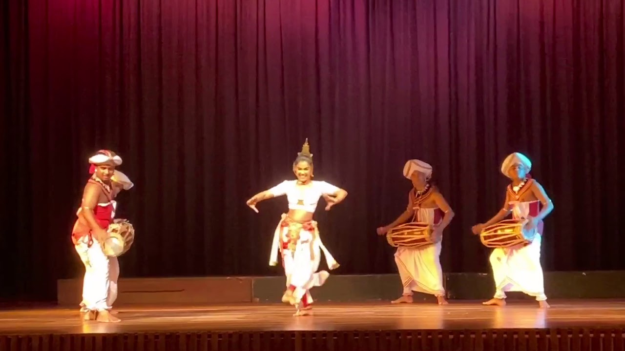 #Kandiyan dance# udarata netum - YouTube