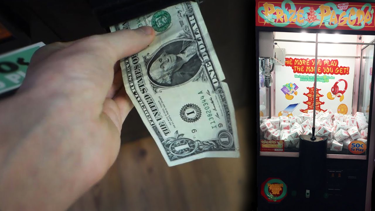 WINNING 2 Prizes at ONCE! - Claw Machine Adventures - YouTube