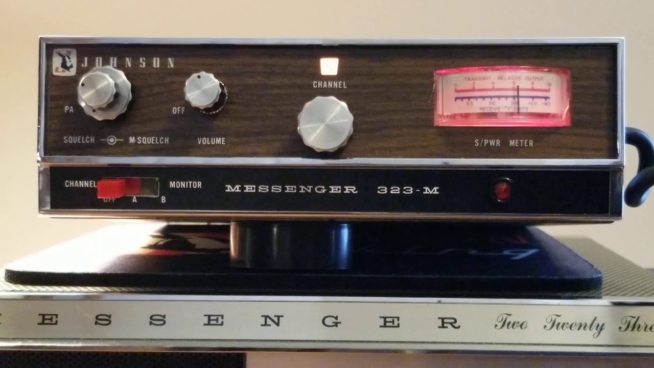 Vintage 1971 E.F. Johnson Messenger 323-M 23 Channel mobile radio - YouTube