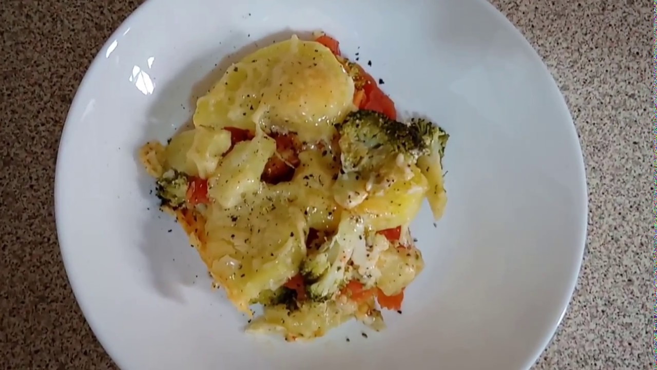 Baked broccoli with potatoes and tomato - YouTube