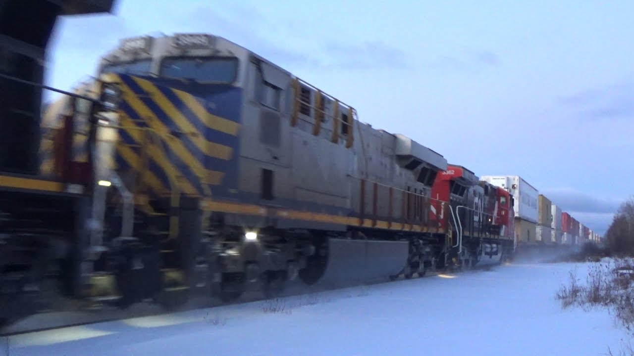 Long Stack Train CN 120 w/DPU Rolling thru Springhill Junction, NS at ...