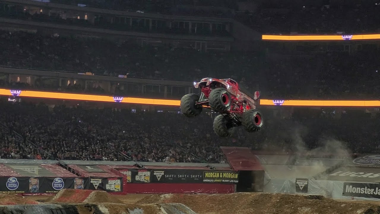 Monster Jam WINNING Freestyle Houston, TX- Show 3- Vendetta (02/11/23 ...