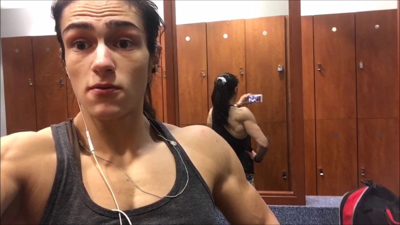 Ifbb Figure pro Natalia Coelho 2 weeks out from the Orlando Europa ...