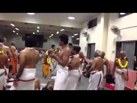 Gopalakrishna Bhagavathar Jayanthi 2013 - Hyd Divya Naama B - YouTube