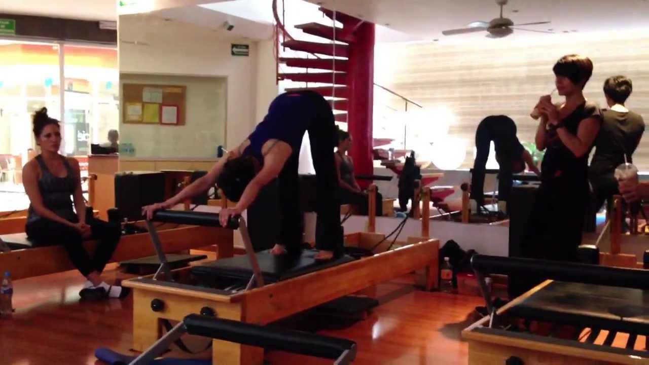 Pilates Reformer - Up Stretch - YouTube