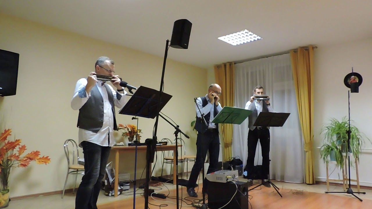 Gentlemen's Harmonica Trio - YouTube