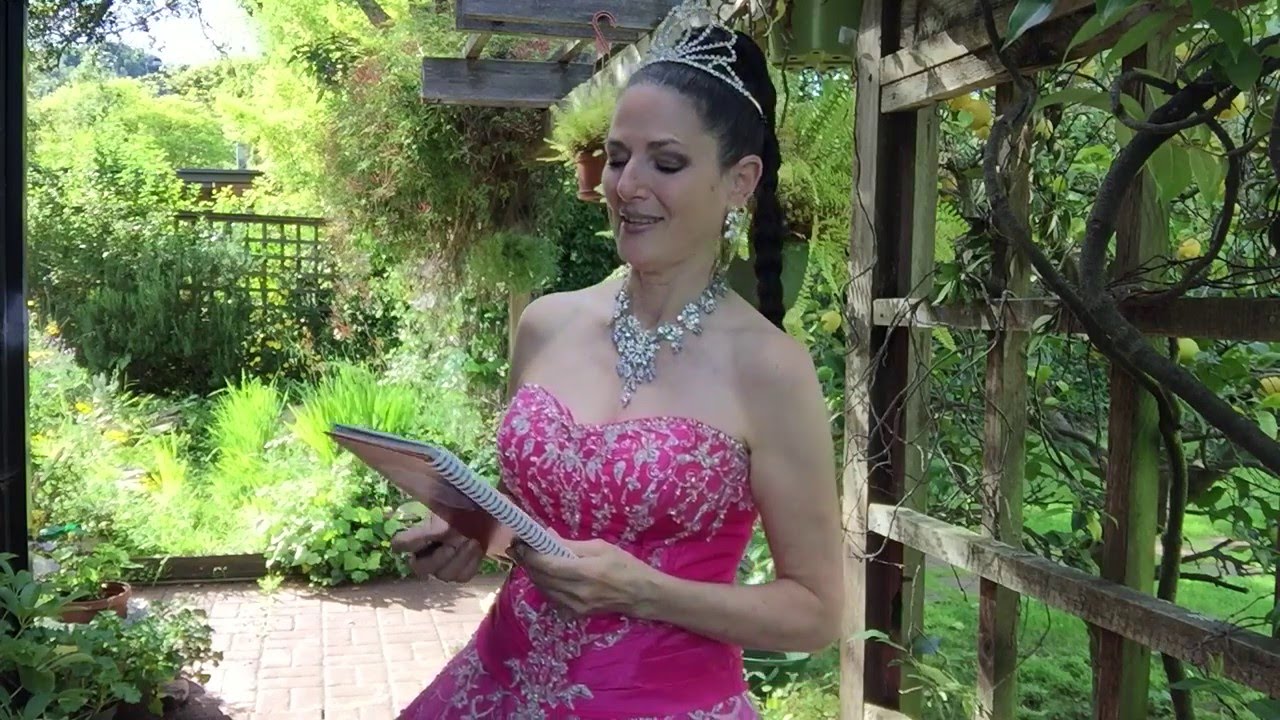 Princess Sharon Loves Book About Golden Gate Bridge - YouTube