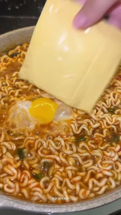 RAMYEON ALA JUNGKOOK BTS ! 😱 (Bulgreasy Recipe) 🤤 #JakartaBanget - YouTube