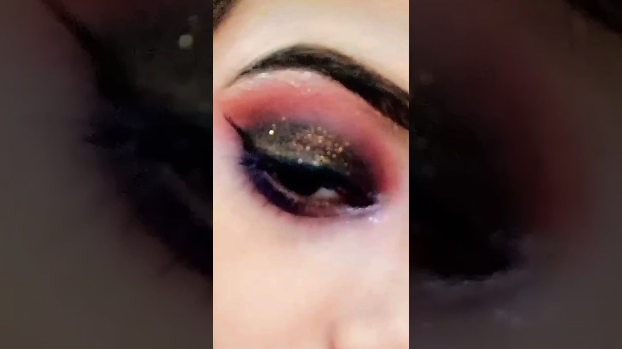 #subscribe #makeuptutorial #shortvideo #youtubeshorts #eyemakeup # ...