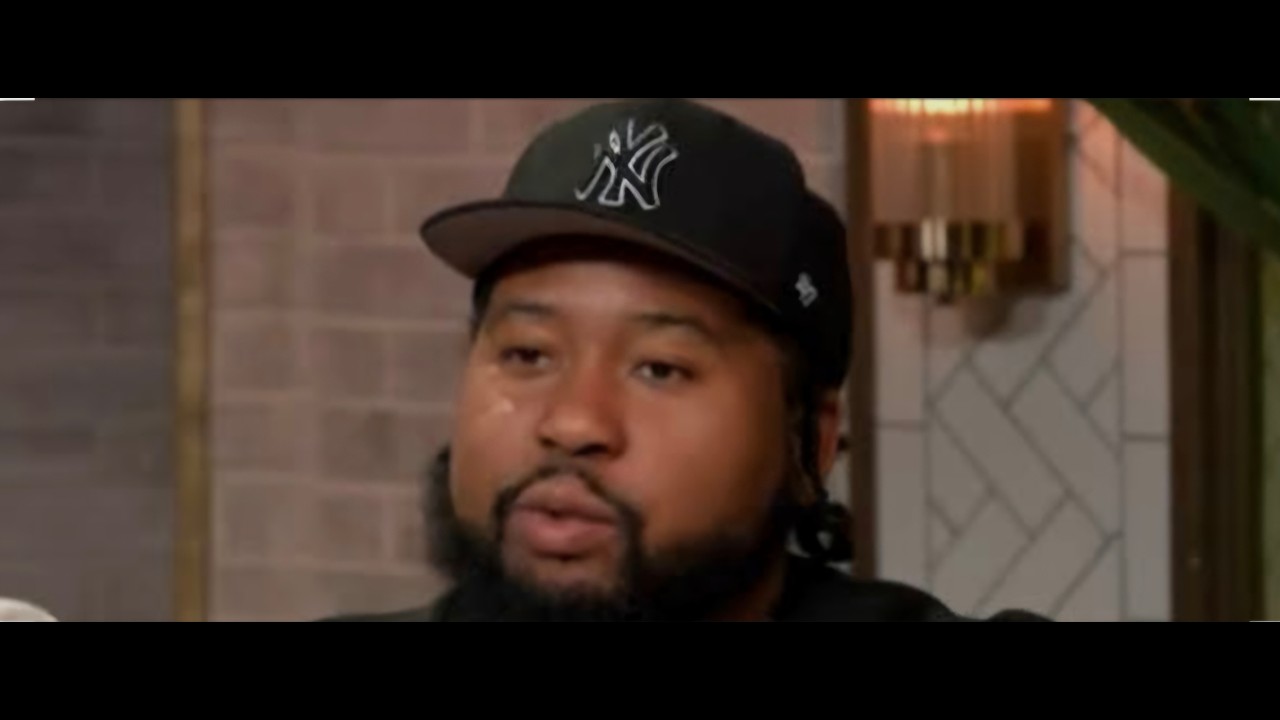 Dave Free asked Akademiks if Drake was paying him - YouTube