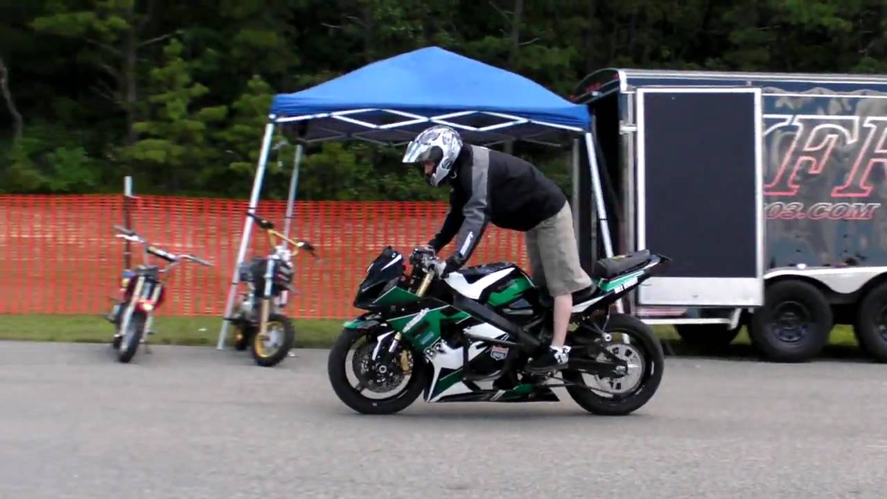 motorcycle dance - YouTube