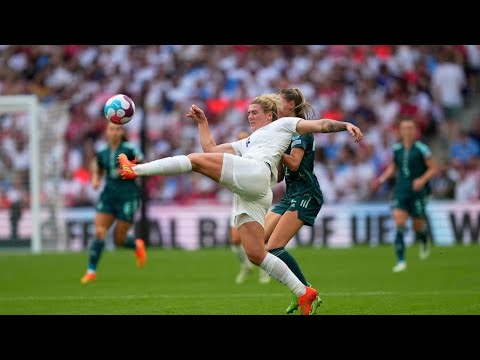 Very dangerous in a very fanny supporter's moment 😳 - YouTube