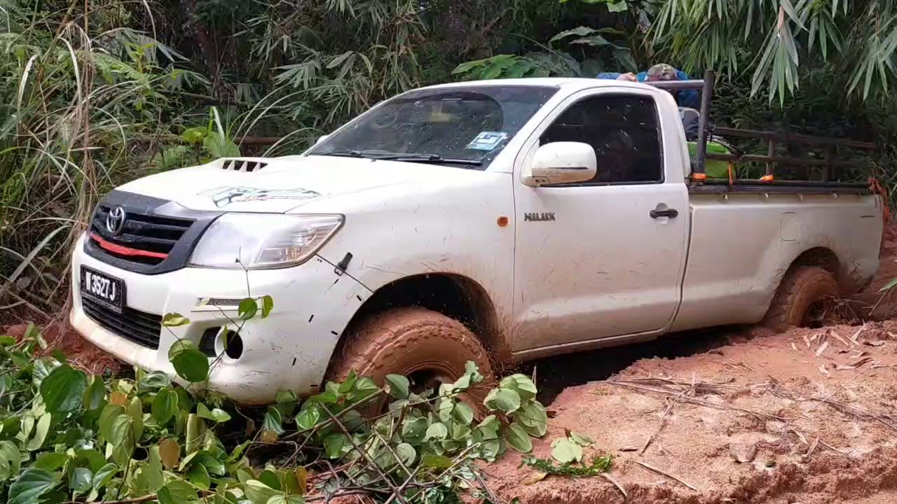 4x4 offroad to Mount Chamah kuala betis gua musang kelantan single 13 ...