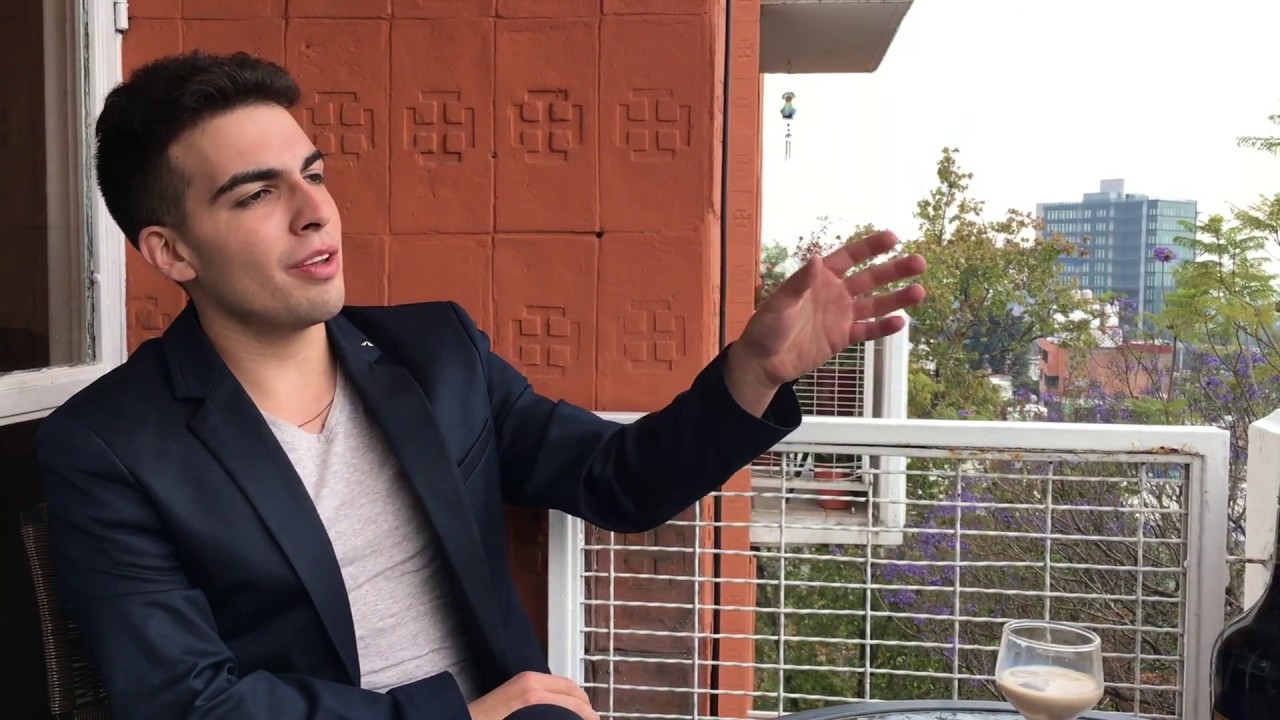 Hamlet: Player King Says: Act III Scene II - YouTube