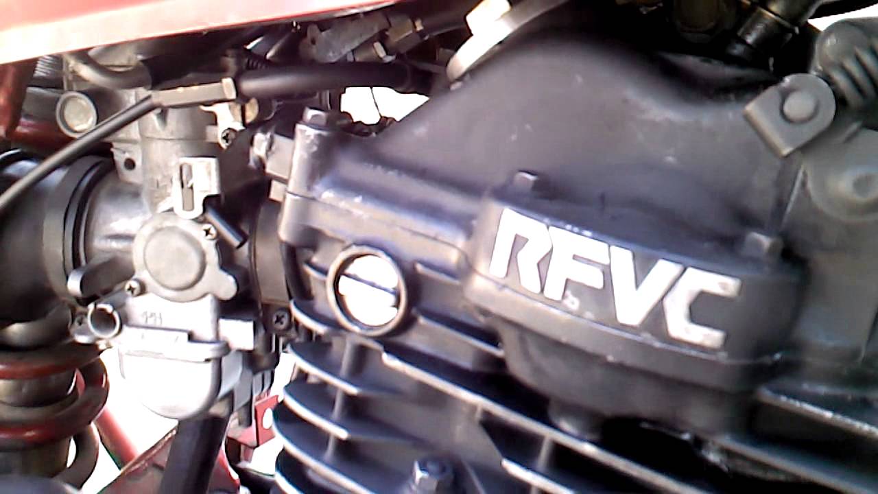 XL600r engine noise - YouTube
