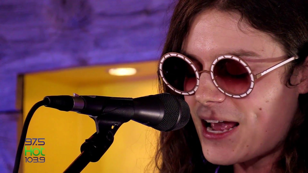 BØRNS "Electric Love" Live & Rare Session - YouTube