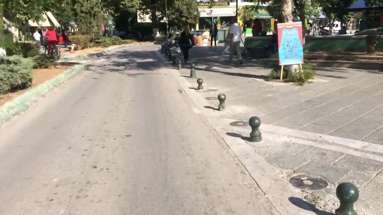 ΠΛΑΤΕΙΑ ΠΤΟΛΕΜΑΪΔΑΣ ΧΩΡΙΣ ΠΑΡΚΑΡΙΣΜΕΝΑ ΑΥΤΟΚΙΝΗΤΑ - YouTube